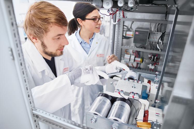 Power Electronics for Data Centers | Semikron Danfoss